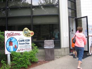 Cape Cod Chips Celebrates Grand Reopening White | atelier-yuwa.ciao.jp