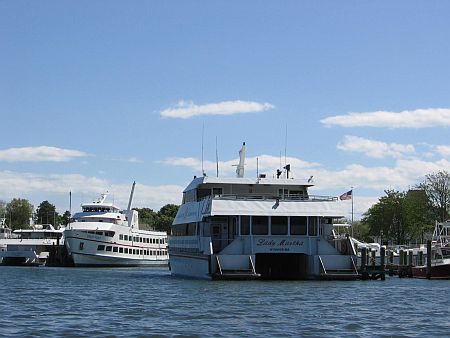 Marthas Vineyard Ferry: Ports, Schedules, Fares and Discount Tickets
